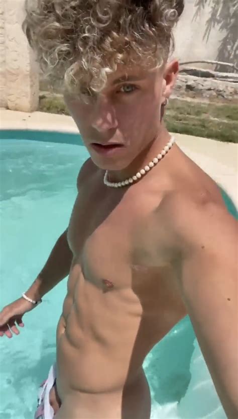 Julien Pop Photo BoyFriendTV