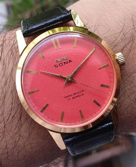 Vintage Hmt Sona Hand Winding 17 Jewels Mens Wrist W Gem
