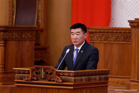 Монгол Улсын Үндсэн хуулийн цэцийн гишүүдийг томилж чөлөөллөө