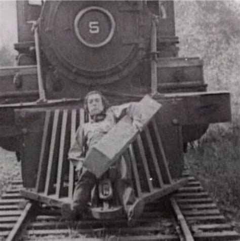 Thinkdifferently Data Businessintelligence Analytics