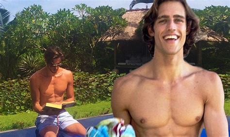 Stenmark Twins Zac And Jordan Show Off Their Ripped Muscular Bods