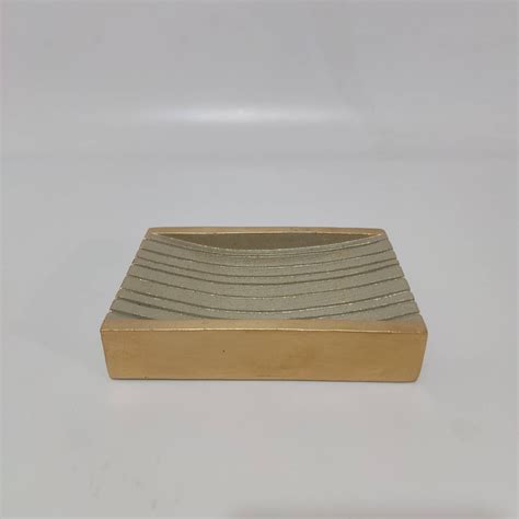 قیمت و خرید ست سرویس بهداشتی 6 پارچه سنجاقک مدل تندیس درب بادبزنی