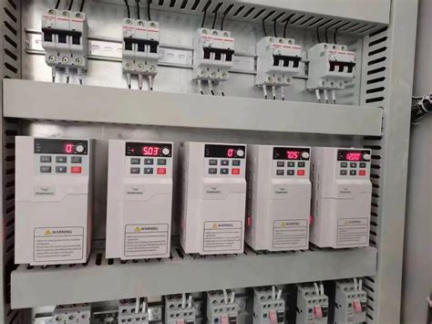 Simphoenix General Purpose Low Power Frequency Converter 220v 30kw