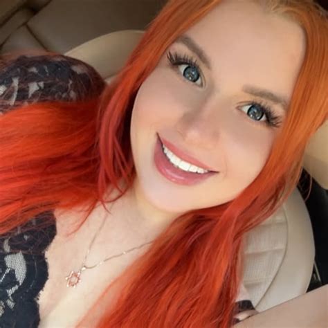 ‎יוצרת תוכן Alina Kalina ️👩🏻‍🦰👠‎ Tellequelledoll • Threads Say More