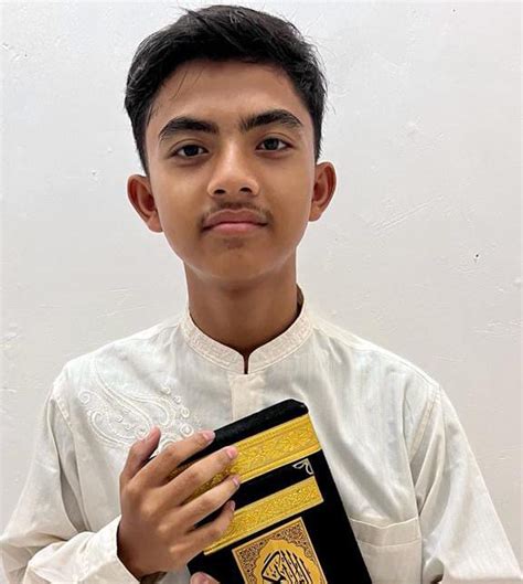 Ilham Habibie Raih Medali Emas Olimpiade Ips Nasional