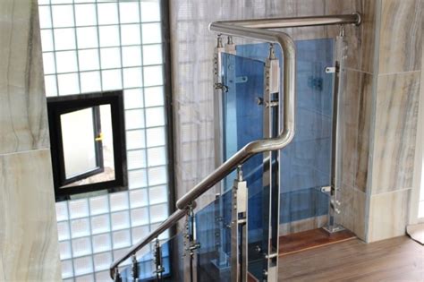 인스텐 유리난간 계단유리난간 강화유리난간 개인주택유리난간 고급난간 블루유리난간 울산난간 난간전문업체 핸드레일 시공사진 네이버 블로그