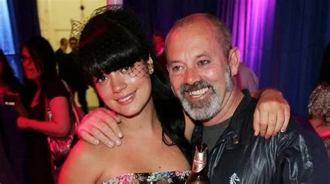 Lily Allens Worried Dad Phoned Police When She Lost Her Virginity Aged