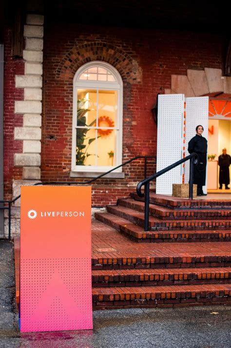 Liveperson On Linkedin Conversationalcommerce Messaging