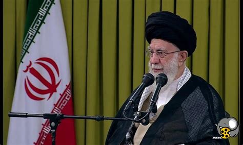 رهبر انقلاب، هم اکنون از جمله بی شرمی های غربی ها متهم کردن مبارزان