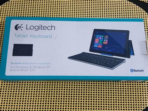 Logitech Tablet Keyboard Bluetooth Computers And Tech Parts And Accessories Computer Keyboard On