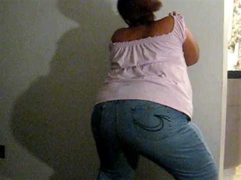 So Seductive She Gotta Donk Youtube