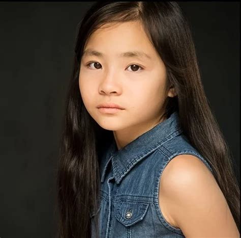 Emma Hong Biography Height And Life Story Super Stars Bio