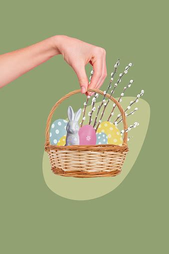 크리 에이 티브 추상적 인 템플릿 콜라주 손 잡다 버드 나무 가지 수집 달걀 바구니 부활절 개념 광고판 만화책 진 최소한의 4월에 대한 스톡 사진 및 기타 이미지 Istock