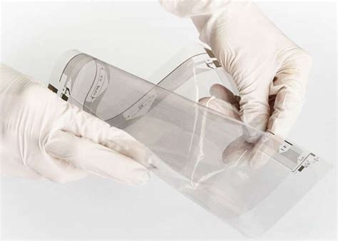 Implementing Flexible Oled And Olcd Display Technologies In Consumer