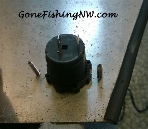 Installing A 12 Volt DC Power Supply Gone Fishing Northwest