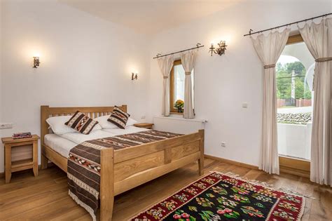 Hanul Vatra Discover Vâlcea