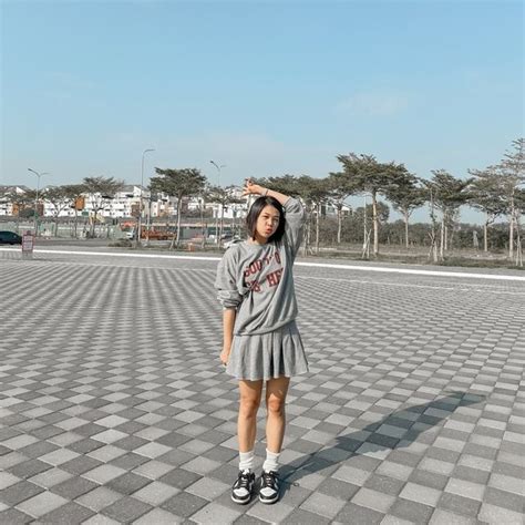 莊雯雯 Wenwen 0523 • Threads Say More