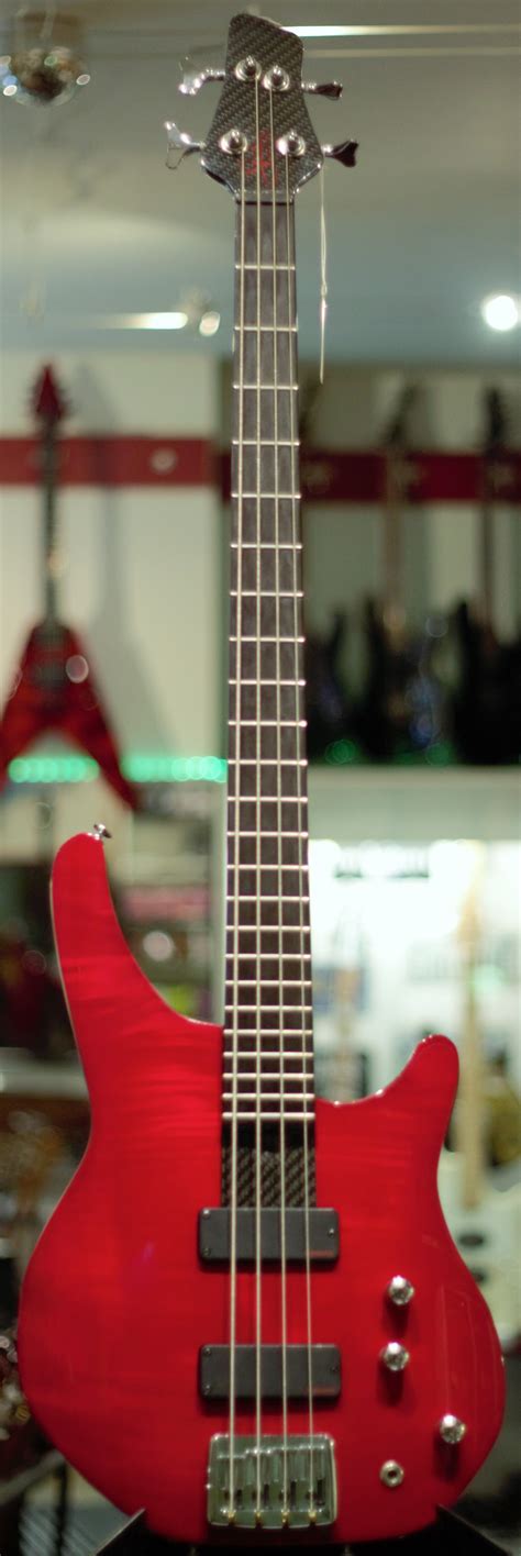 Status 4 String Bass Checkpoint Guitars