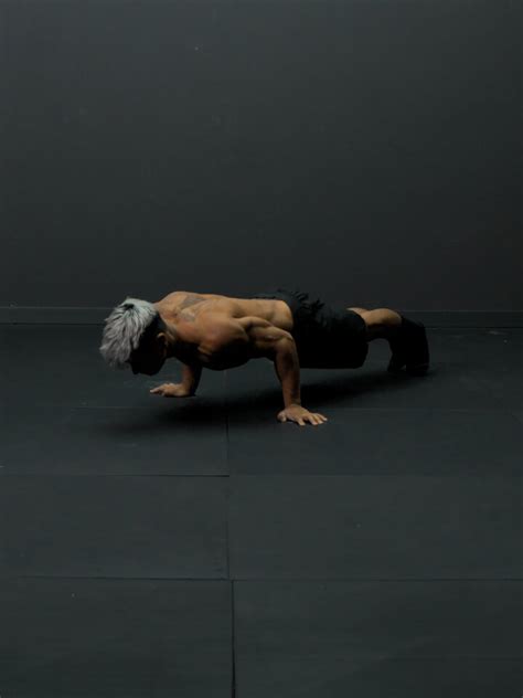 Planche Lean Push Ups Exercise Level Undefined