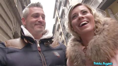 Amazing Horny Wife Plays With A Photography While Her Husbby Hotntubes Com