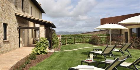 Suites And Rooms ~ Borgobrufa