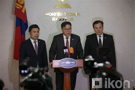 Ц Анандбазар Хувьцааг үнэгүй олгох учир бусдад зарах шилжүүлэх боломжгүй