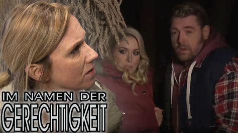 Perverse Spielchen Im Kuhstall Ehemann In Flagranti Erwischt Im