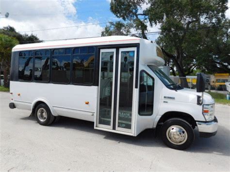2011 Ford E 350 12 Passenger Mini Shuttle Bus Club Wagon Super Duty