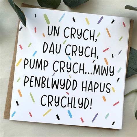 Cerdyn Penblwydd Hapus Crychlyd Welsh Cheeky Card
