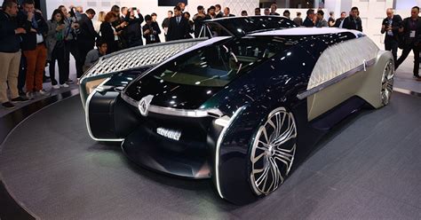 2018 파리모터쇼 르노 세번째 로보 자율주행차 이지 얼티모 컨셉 공개