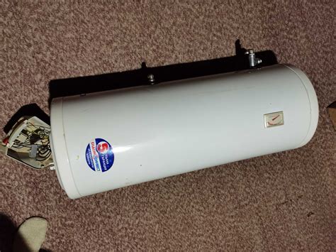 Бойлер ЕЛДОМ Инвест 80l гр Асеновград • Olx Bg