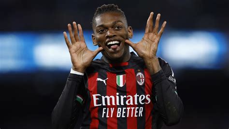 Milan Kendi Oyuncusuyla Sözleşme Imzalamak Için Sportinge 22 Milyon