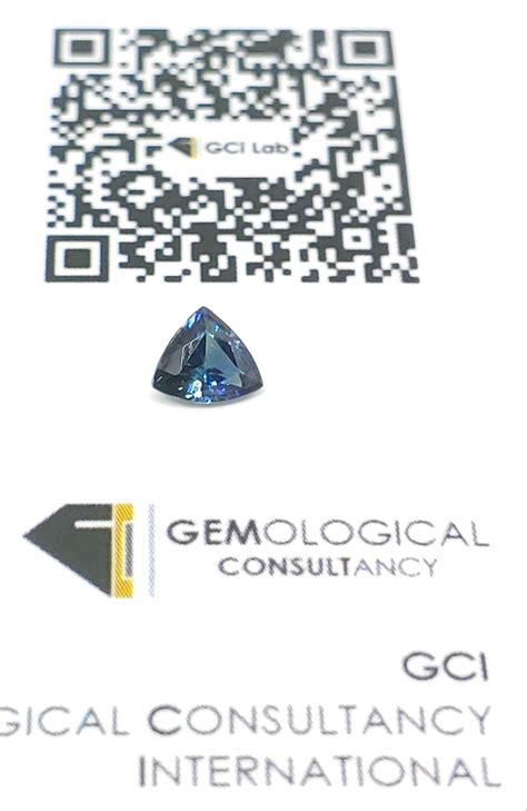 Gci Certificate ไพลิน สามเหลี่ยม 052ct Th