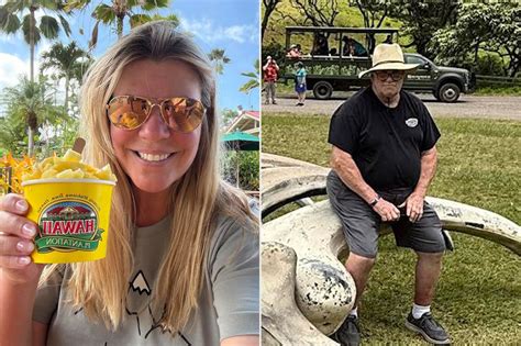 Sex Lifes Sarah Shahi Spent 3 4 Hours Getting Prosthetic Breasts