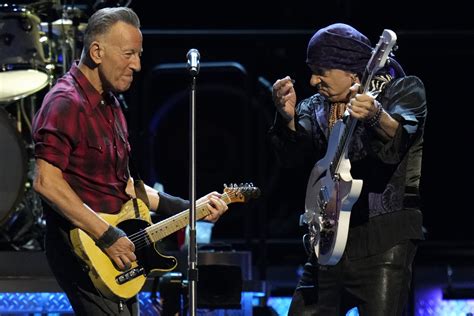 Bruce Springsteen 2024 Tour Dates Cities And Political Message News