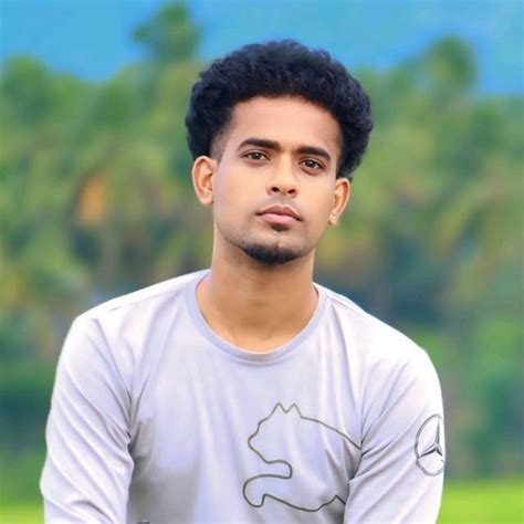 Pürüßh Pûgâl Purushpugal • Threads Say More