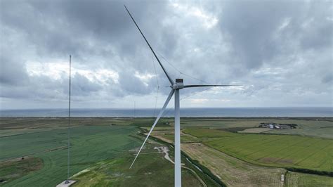 Vestas V136 4 2 Cable Stayed Rotor 4 20 Mw Wind Turbine