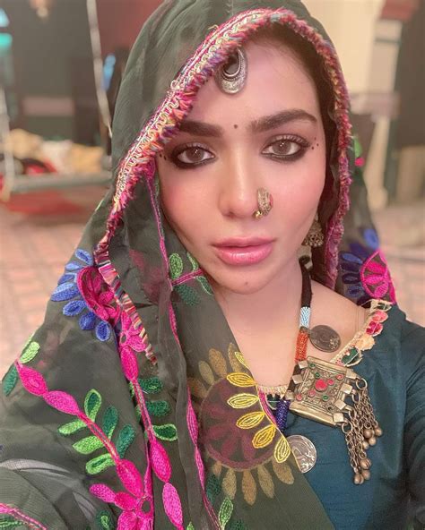 Humaima Malik Bio Age Height Wiki Models Biography