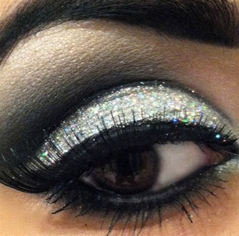 25 Eye Catching Sparkly Makeup Ideas Pretty Designs