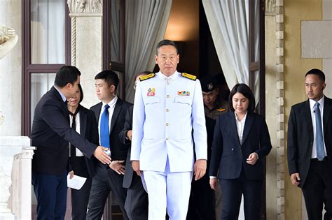 ประมวลภาพ เศรษฐา ทวีสิน นายกรัฐมนตรี คณะรัฐมนตรี เฝ้าฯ ถวายสัตย์ปฏิญาณตน