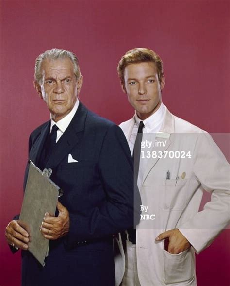 Raymond Massey As Dr Leonard Gillespie Richard Chamberlain As Dr