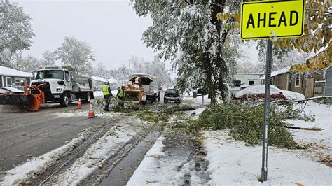 Wyoming Storm Dumps Wet Heavy Snow Sets Moisture Records Cowboy