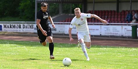 Jonathan Noack Legt Ahaus Platz Vier Auf Eintracht Gewinnt Gegen Spvg