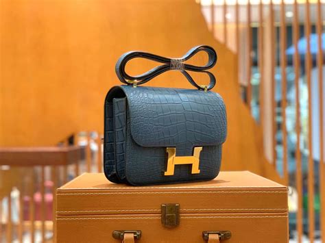 Constance 18 Crocodile Colvert 1p Paristore