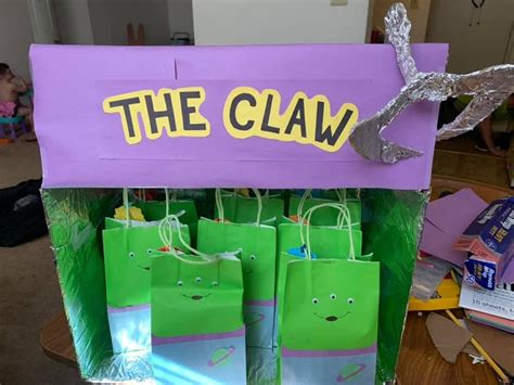 Toy Story The Claw Machine Favor Bag Holder Bag Holder The Claw