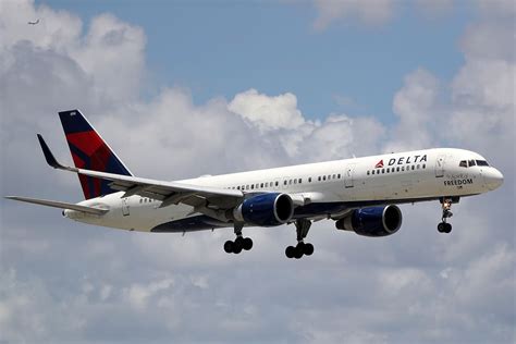 Couple Performed Sex Act In Full View Of Fellow Passengers On Delta Airlines Plane London