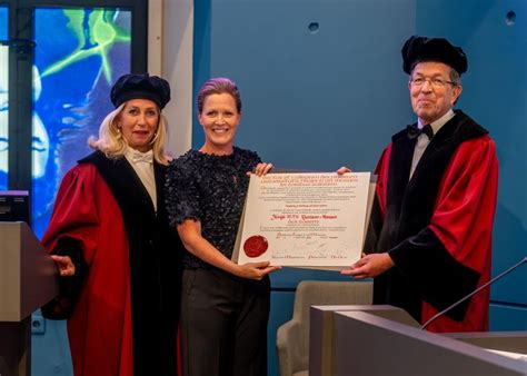 Hora Est Op 6 6 25 Heb Ik Succesvol Mijn Proefschrift ‘complexity Of