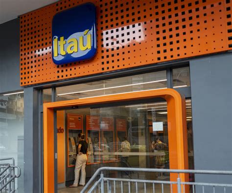 Fitch Ratings Elevó Notas De Apoyo Al Accionista De Itaú Y Destacó