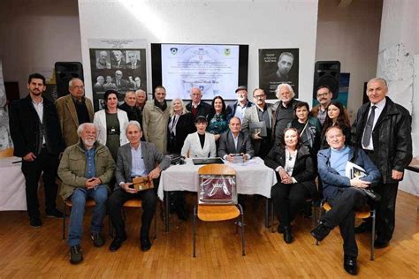 Muzat E Alpeve” Filluan Në Suharekë Me Orën Poetike Teuta Për Rudolf Markun” Epoka E Re