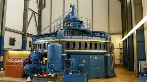 Advancements In Nuclear Submarine Engine Technology